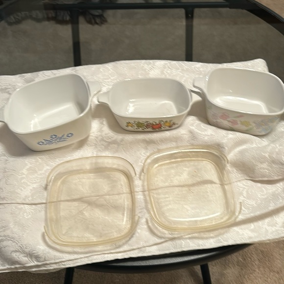 Corningware | Kitchen | Corning Ware 3 Different Designs And 3 ...